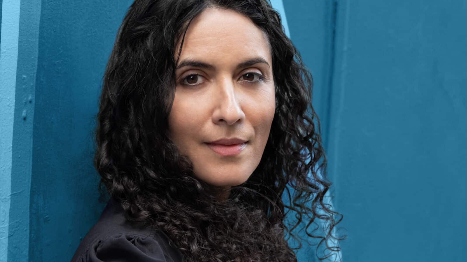 Haleh Liza Gafori cups the sun in Rumi's poems - BTW Berkshires